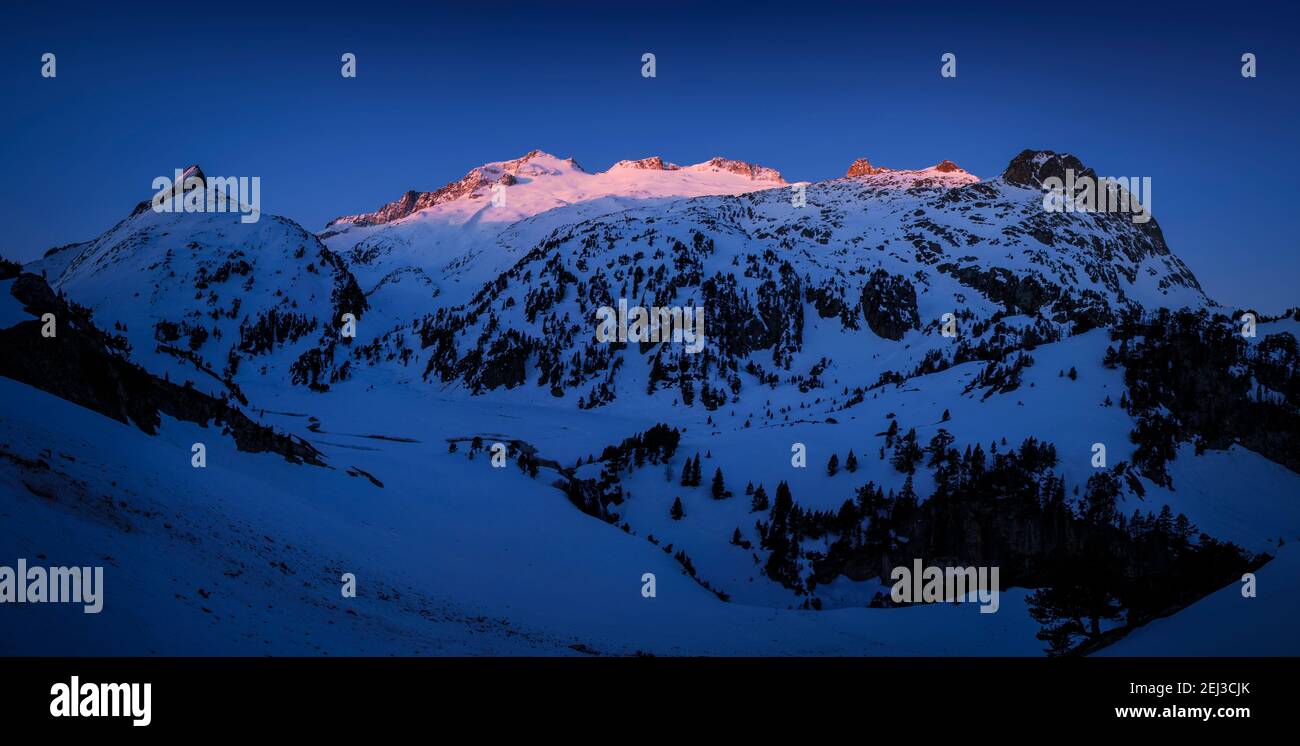 Plan de invierno hi-res stock photography and images - Alamy