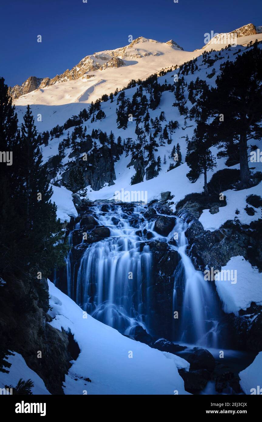 Plan de invierno hi-res stock photography and images - Alamy