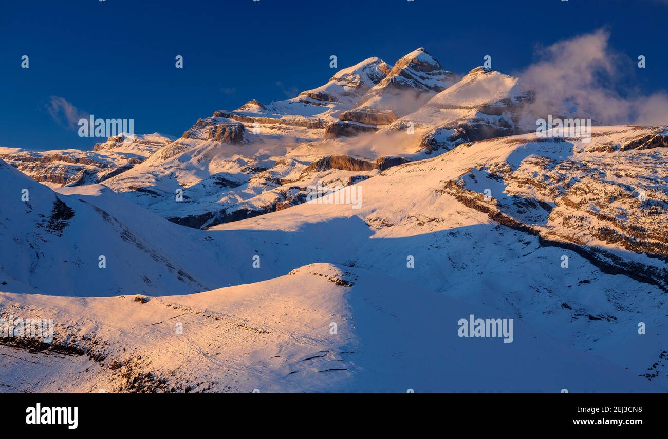 Winter sunset at Monte Perdido summit and Soum de Ramond and Punta de ...