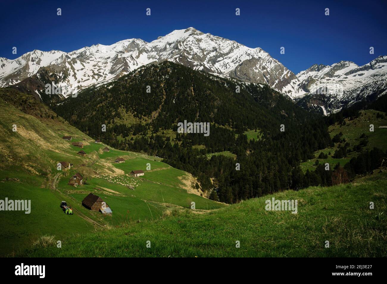 Parque natural de posets hi-res stock photography and images - Alamy