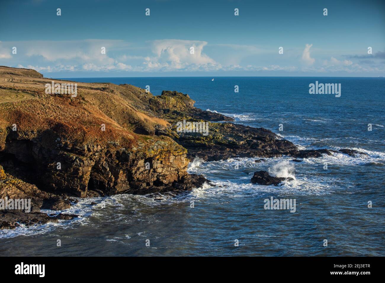 Coastline of scotland rugged coastline hi-res stock photography and ...