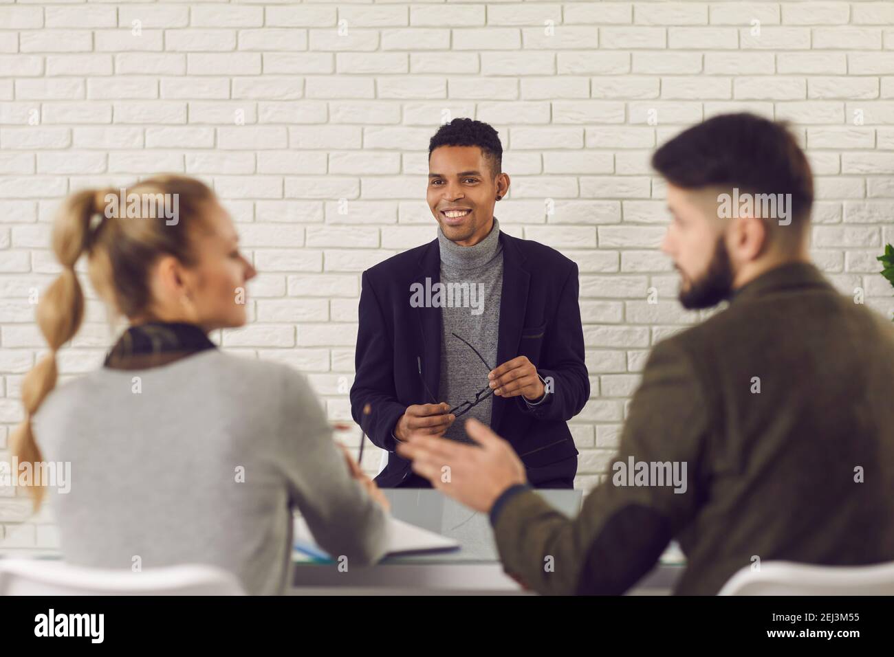 Diverse applicant hi-res stock photography and images - Alamy