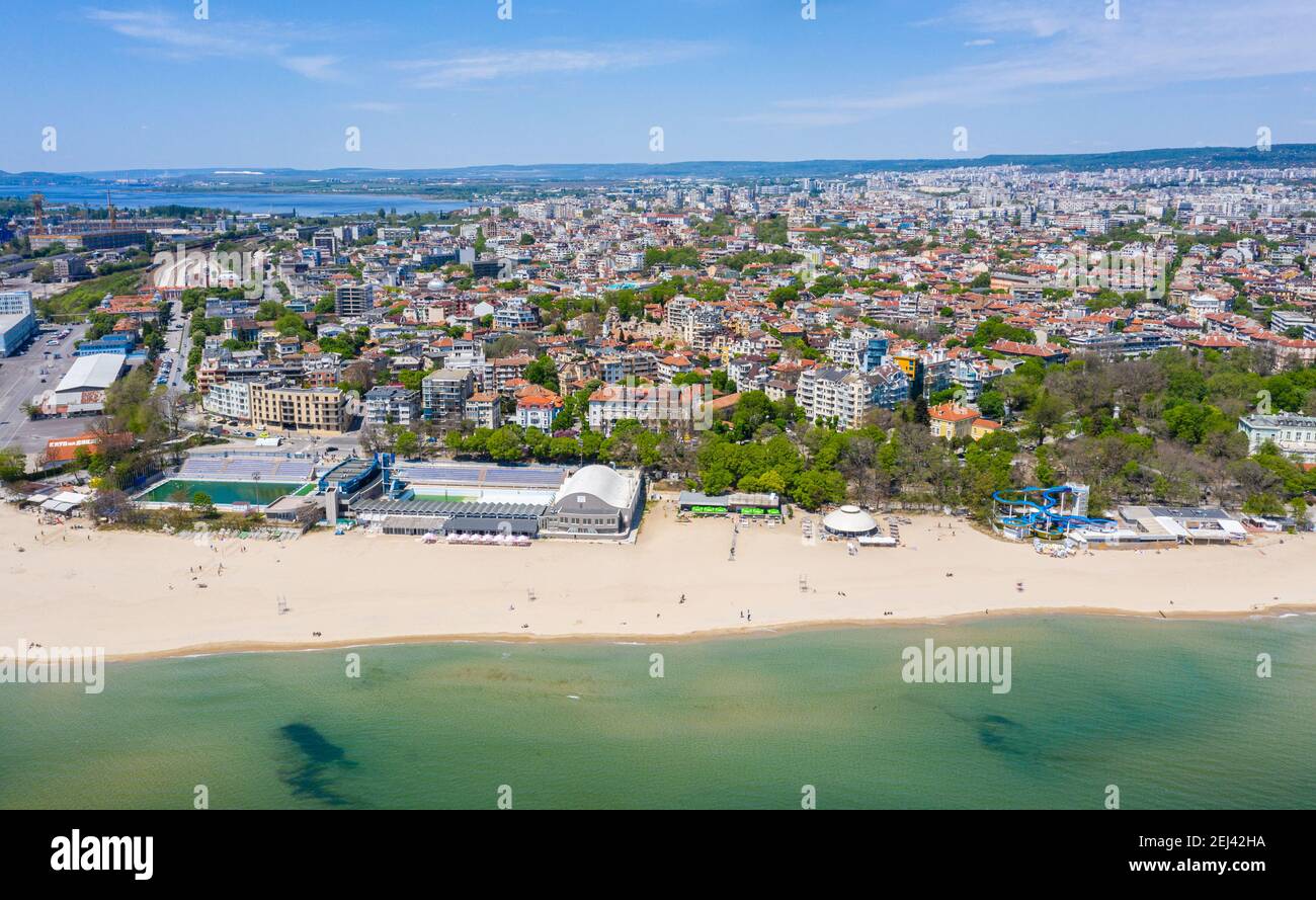 Aerial view of the central beach of the bulgarian town Varna Stock ...