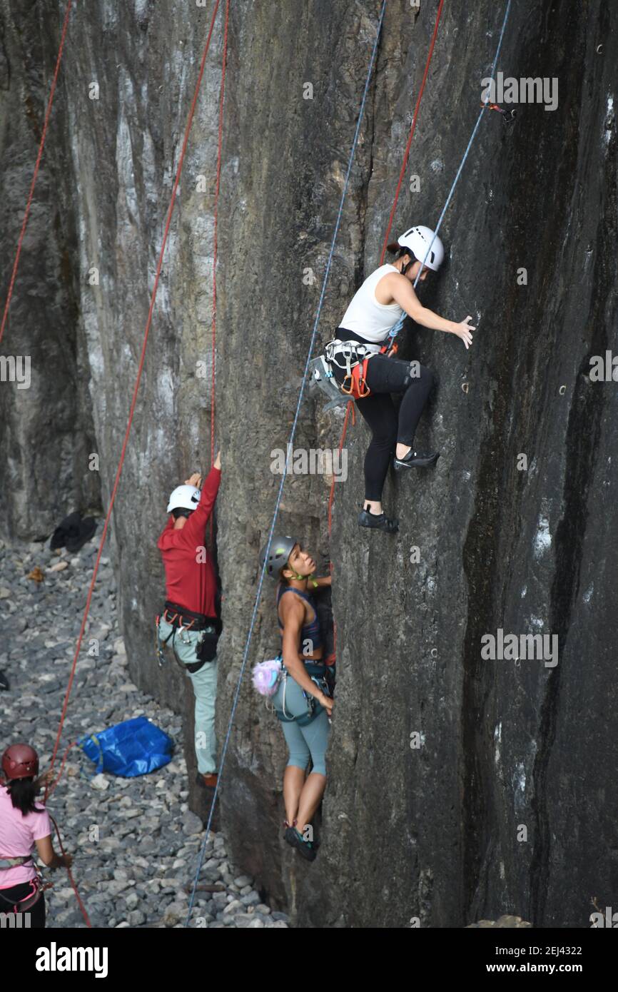 Asian rock climber hi-res stock photography and images - Alamy