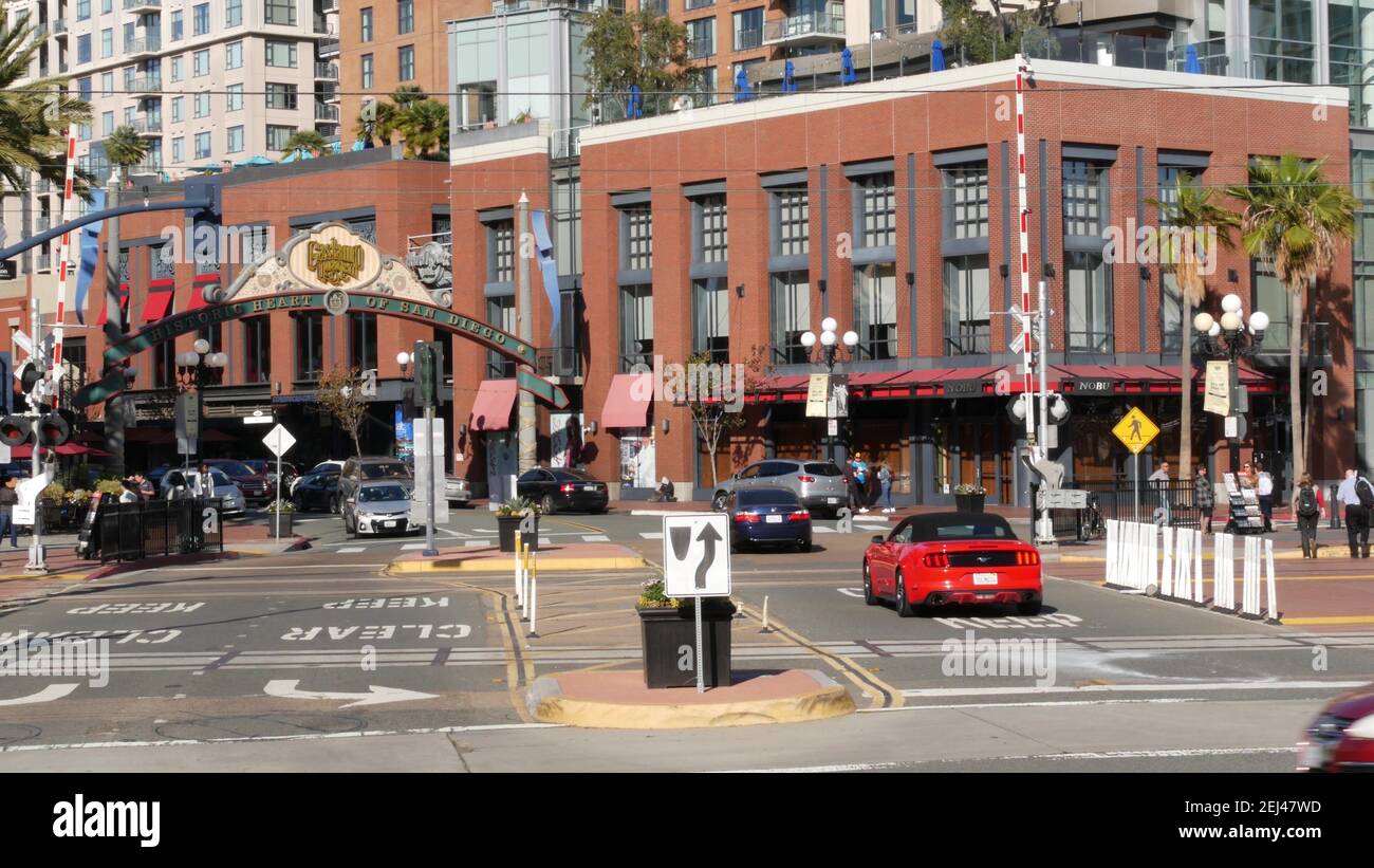 SAN DIEGO, CALIFORNIA USA - 13 FEB 2020: Gaslamp Quarter historic ...