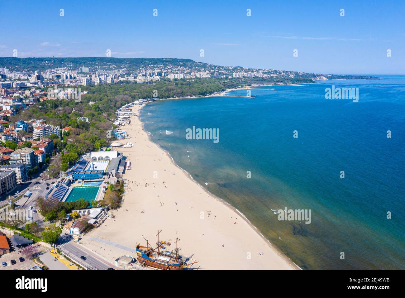 Aerial view of the central beach of the bulgarian town Varna Stock ...