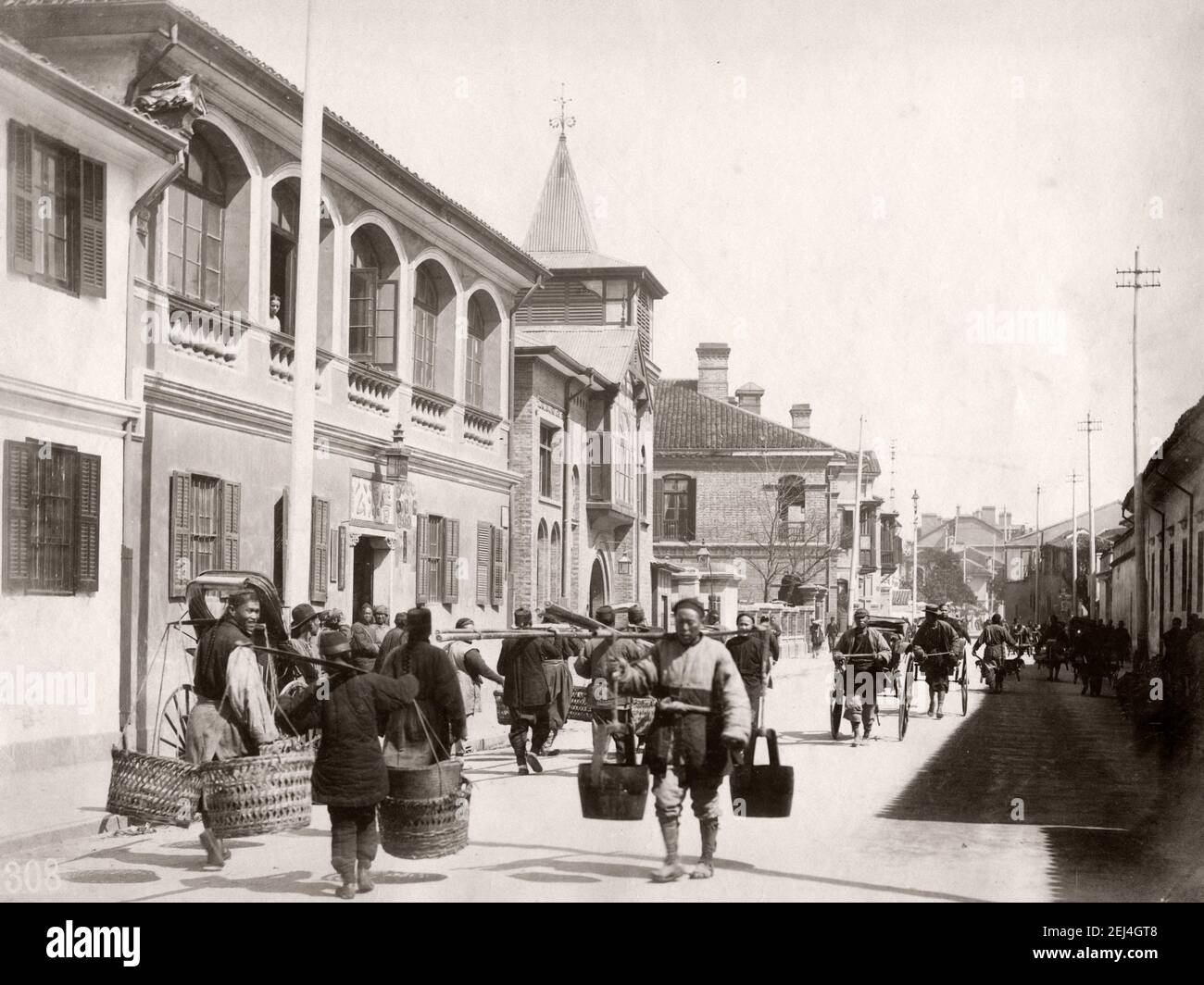 Street scene, Shanghai, China, c.1890's, porter and traffic Stock Photo ...