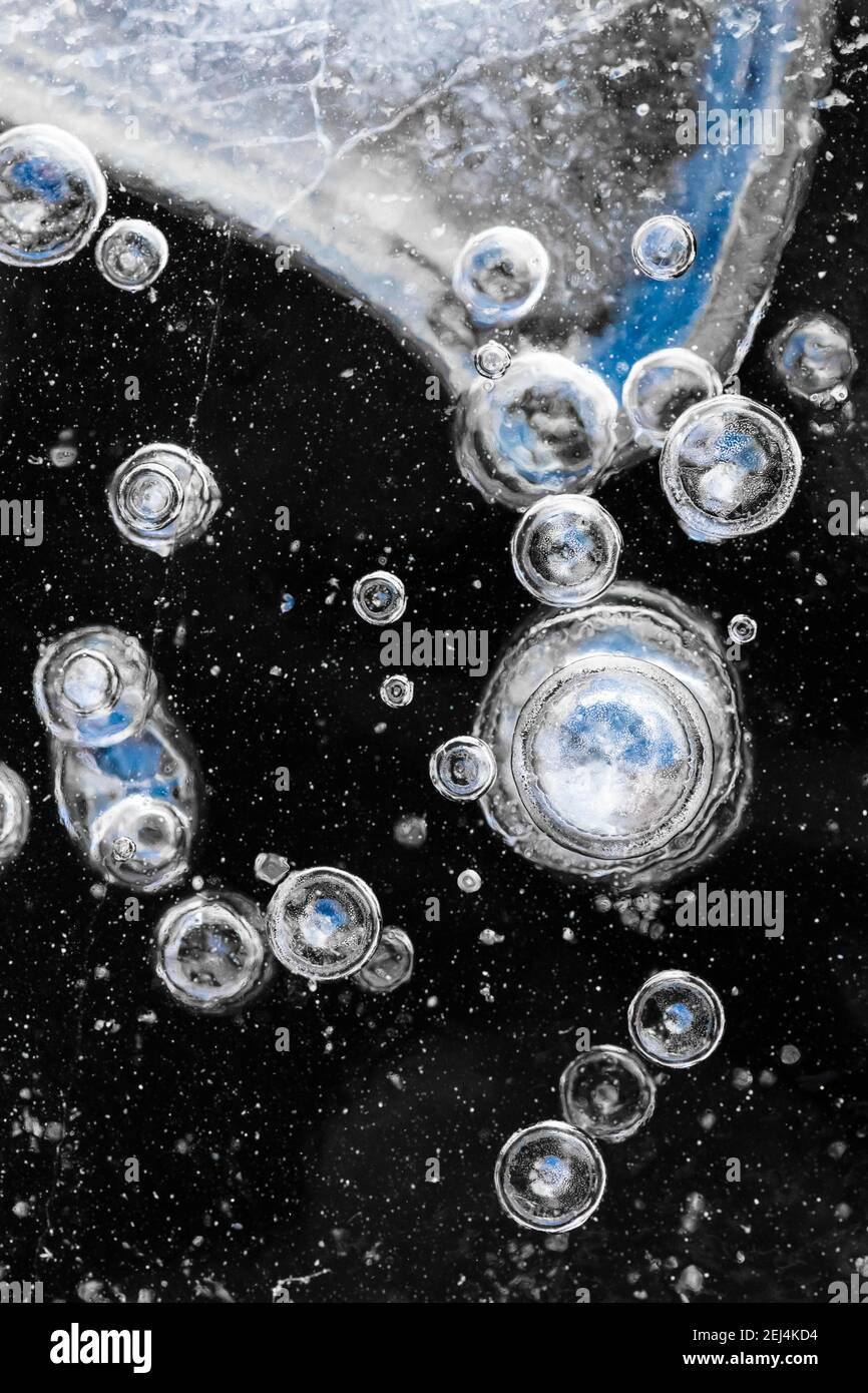 Frozen ice air pockets hi-res stock photography and images - Alamy