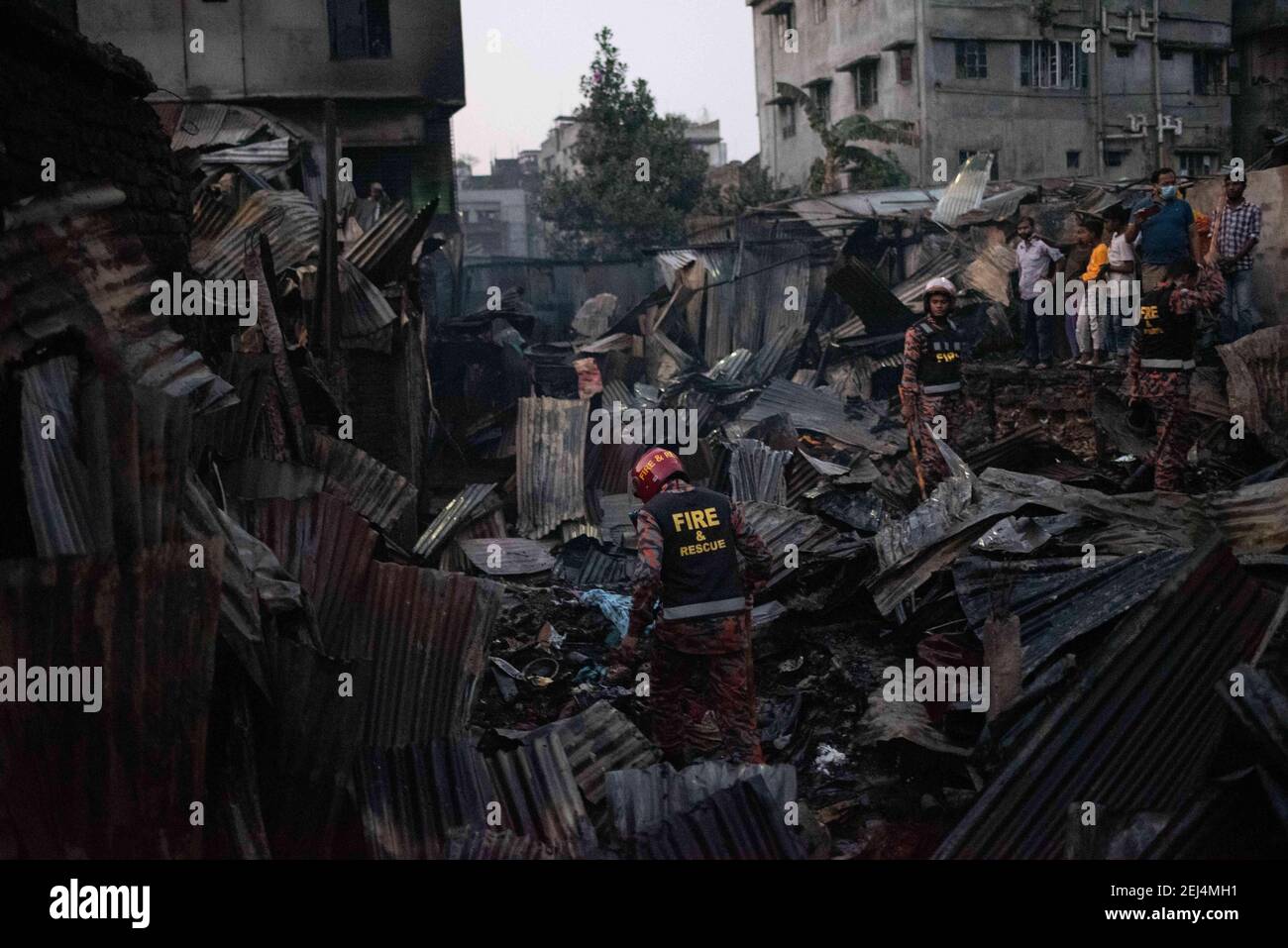 Dhaka, Dhaka, Bangladesh. 21st Feb, 2021. A massive fire broke out in ...