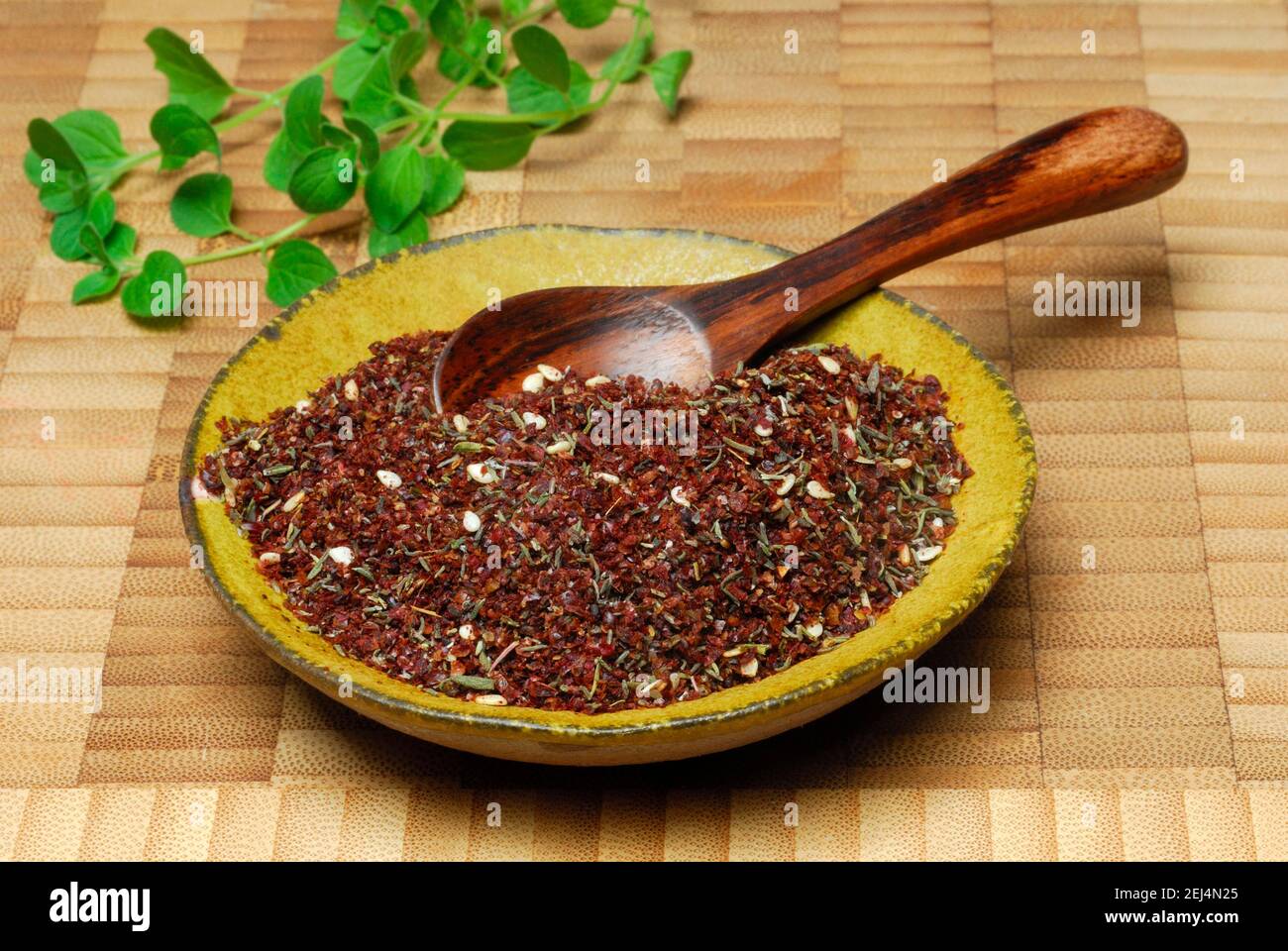 Zaatar, Za'atar, Zatar, Zahtar, spice mixture of sumac, sesame seeds ...