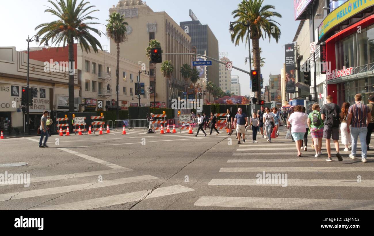 LOS ANGELES, CALIFORNIA, USA - 7 NOV 2019: Walk of fame promenade ...