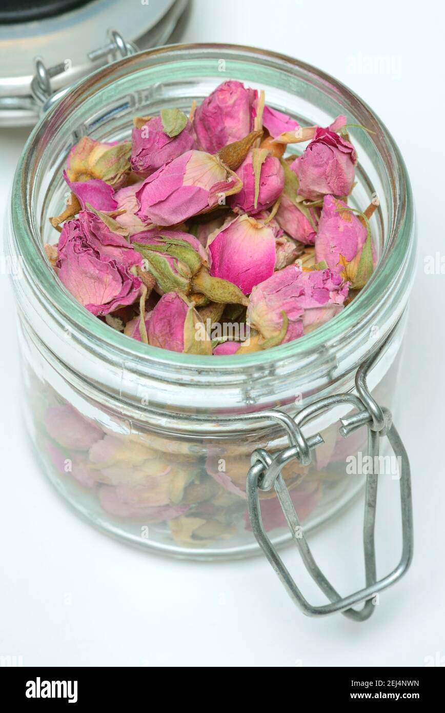 Dried rose buds, rose petals Stock Photo - Alamy