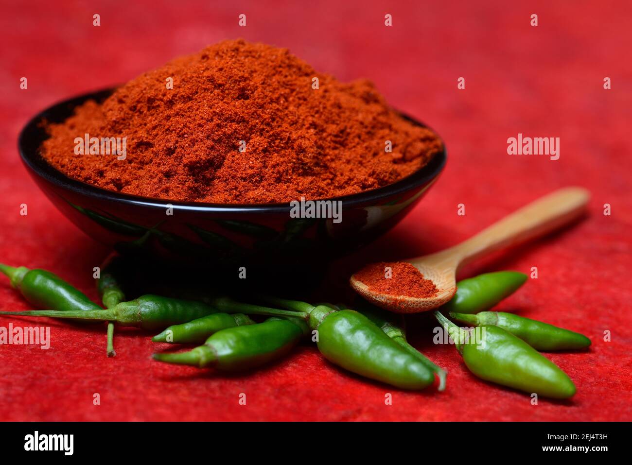 Green paprika hi-res stock photography and images - Alamy