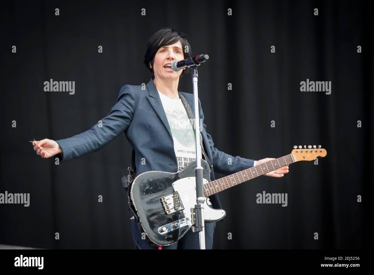 Sharleen Spiteri of Texas performs live on day 3 of the Isle of Wight ...