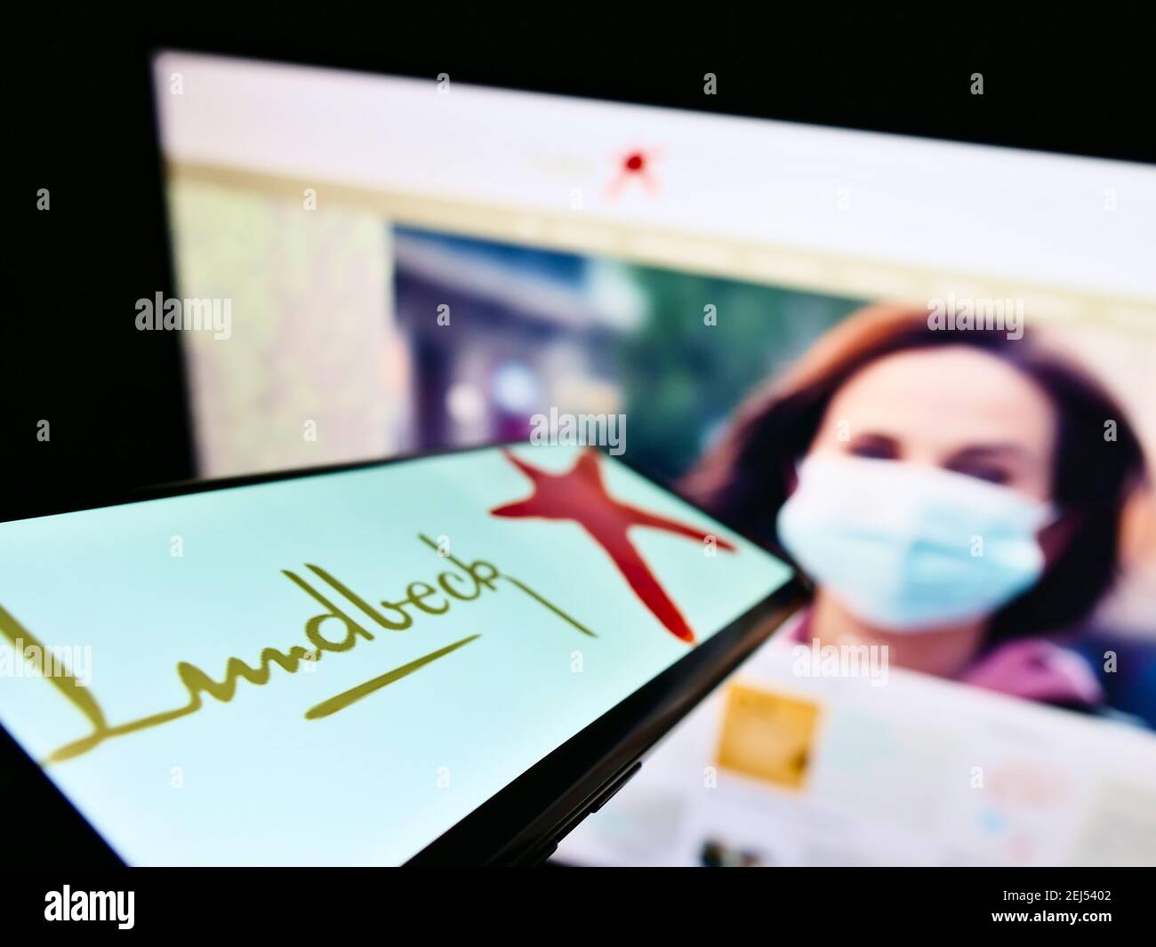 Smartphone with logo of Danish pharmaceutical company H. Lundbeck AS on ...