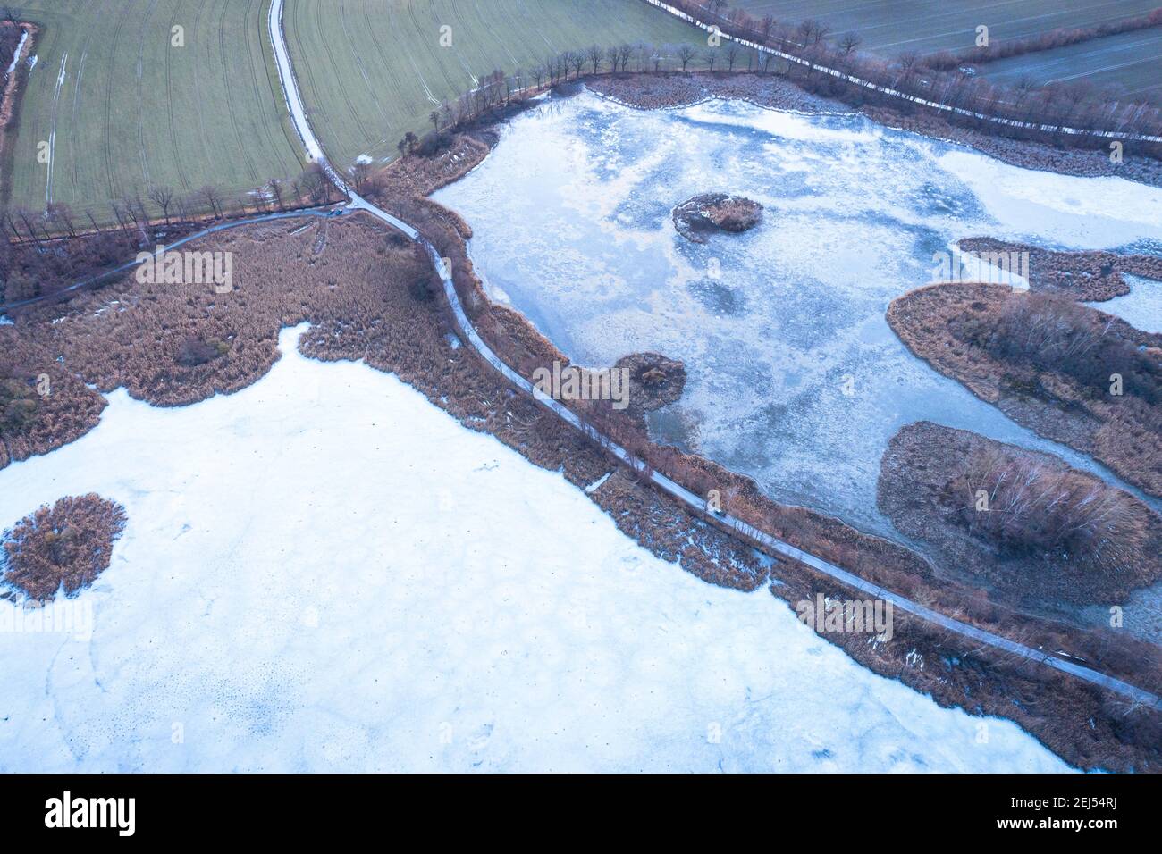 Guttau ponds lakes frozen lakes winter snow ice 1000 lakes tousand ...