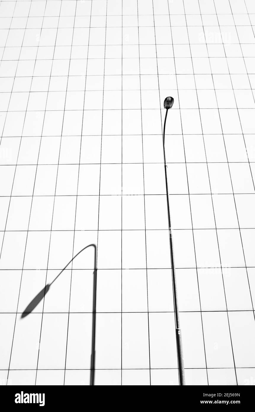 Minimalism geometric hi-res stock photography and images - Alamy