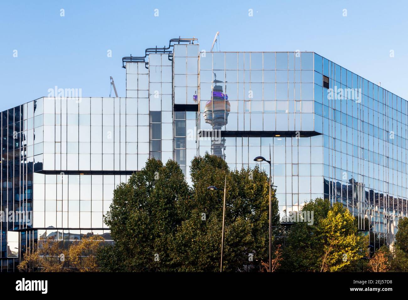 The glass facade of University College Hospital (UCLH) at 250 Euston ...