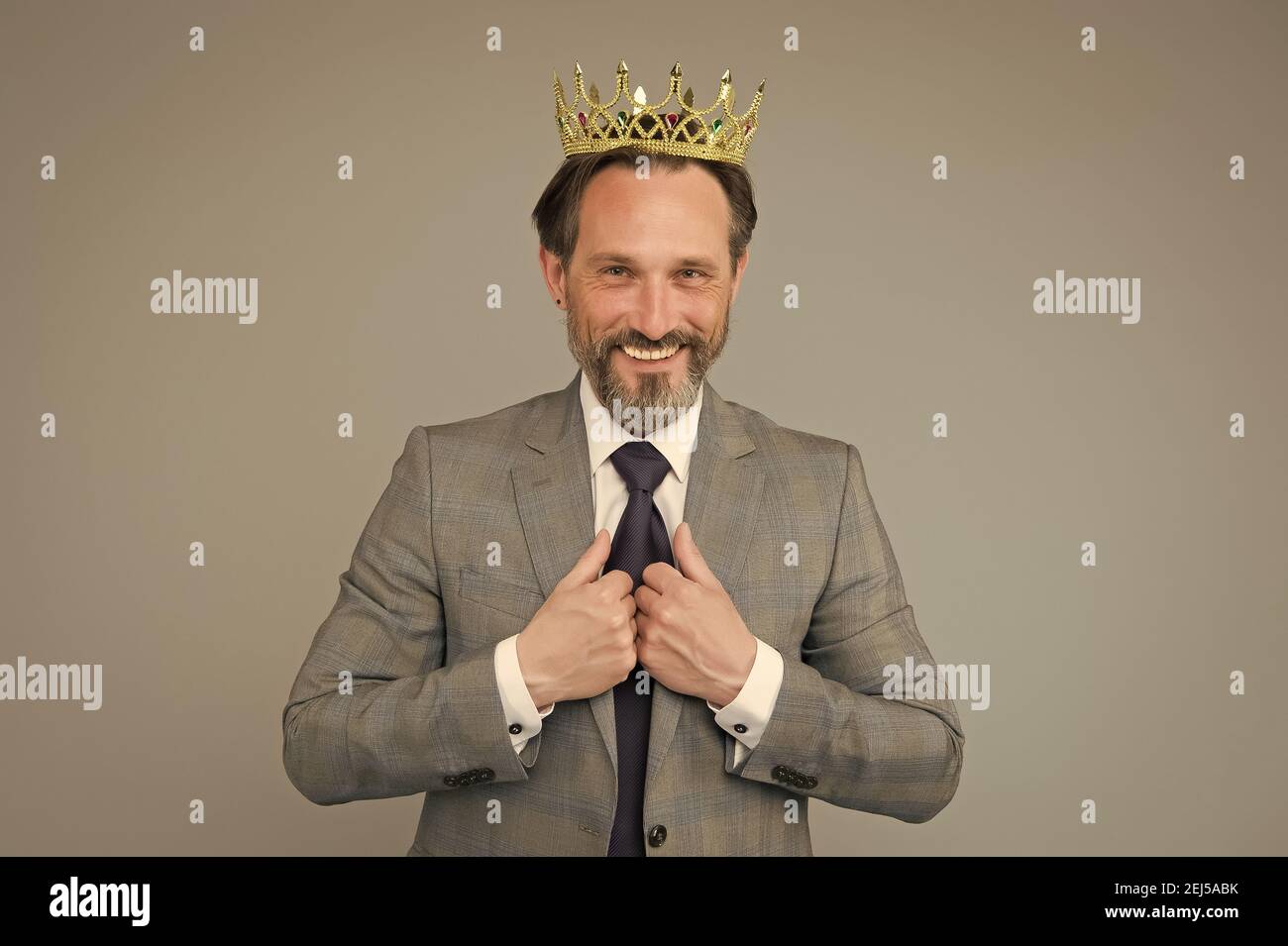 Treating himself as royalty. Big boss grey background. Selfish boss ...