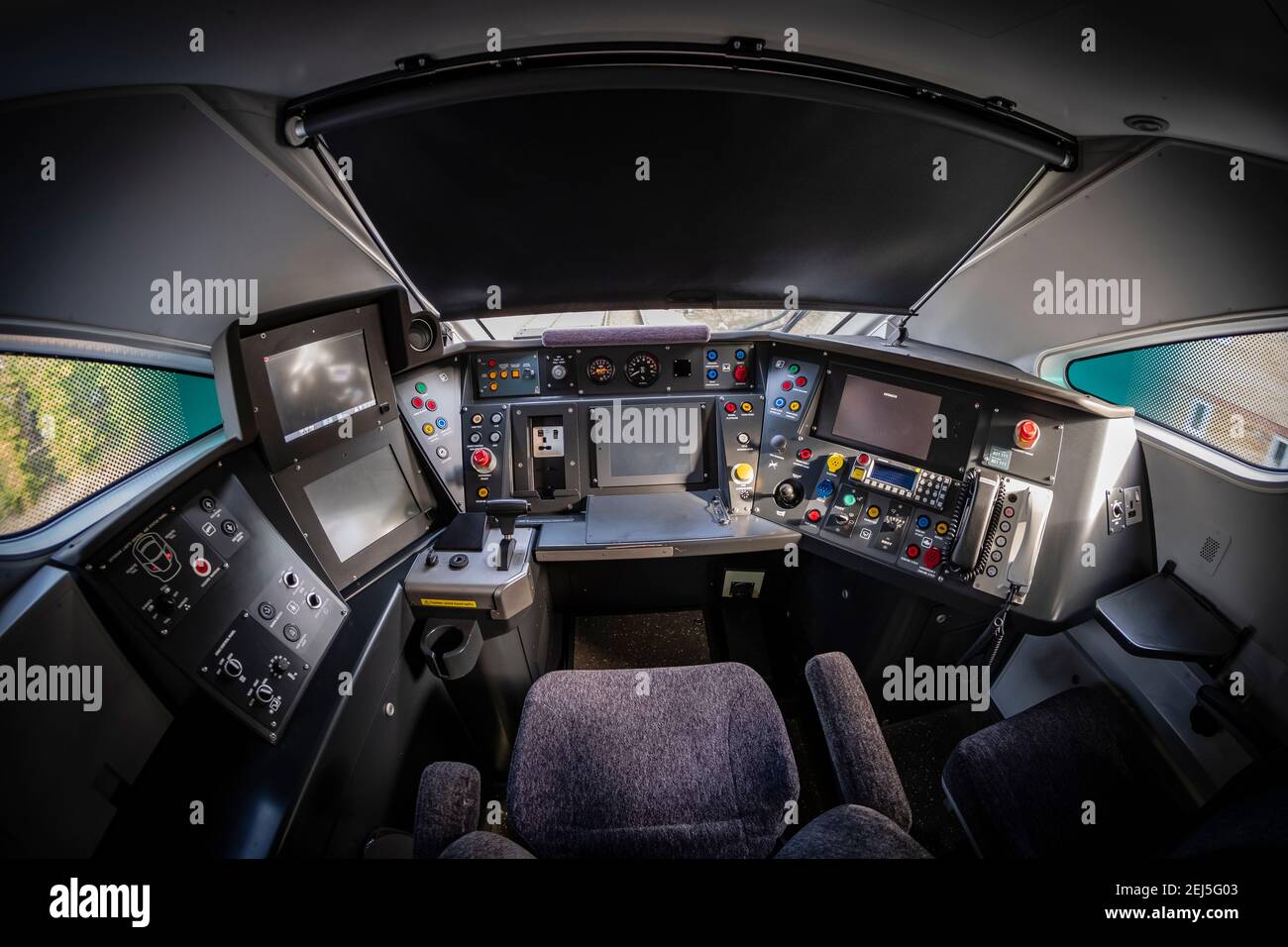 Hitachi uk class 801 hi-res stock photography and images - Alamy