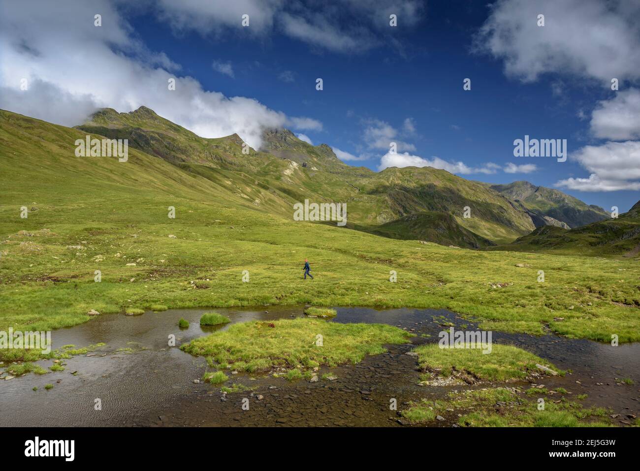 Lac long hi-res stock photography and images - Alamy