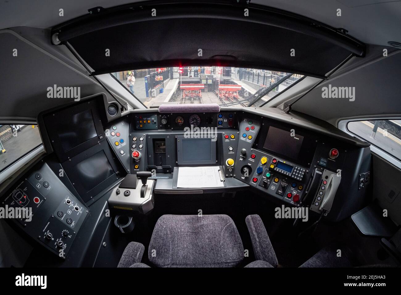 Lner hitachi 801 hi-res stock photography and images - Alamy