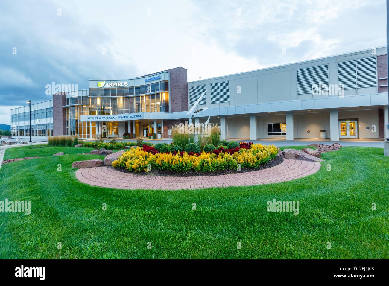 Aspirus heart and vascular surgery radiology hi-res stock photography ...