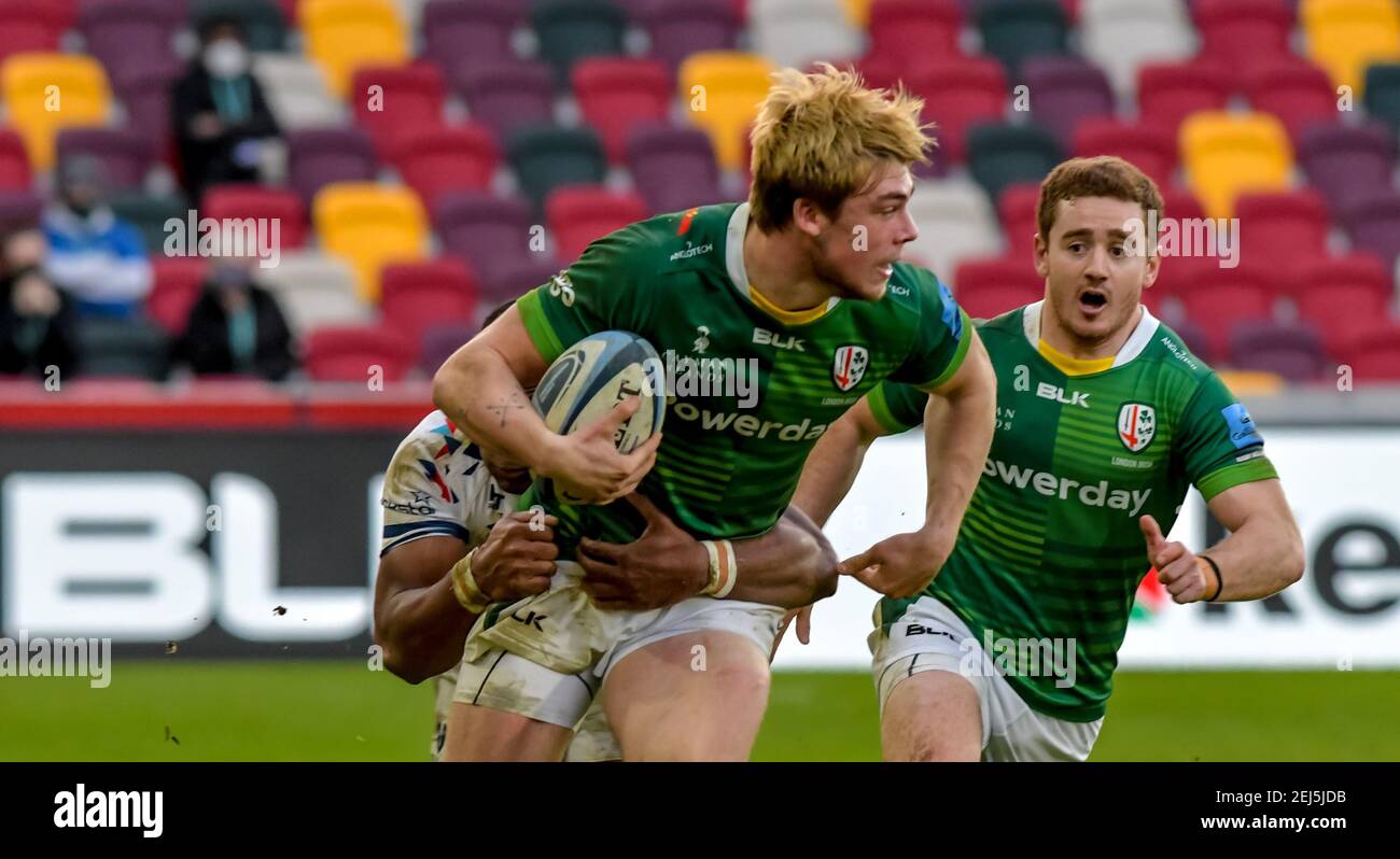 London, UK. 21st Feb, 2021. Ollie Hassell-Collins of London Irish takes ...