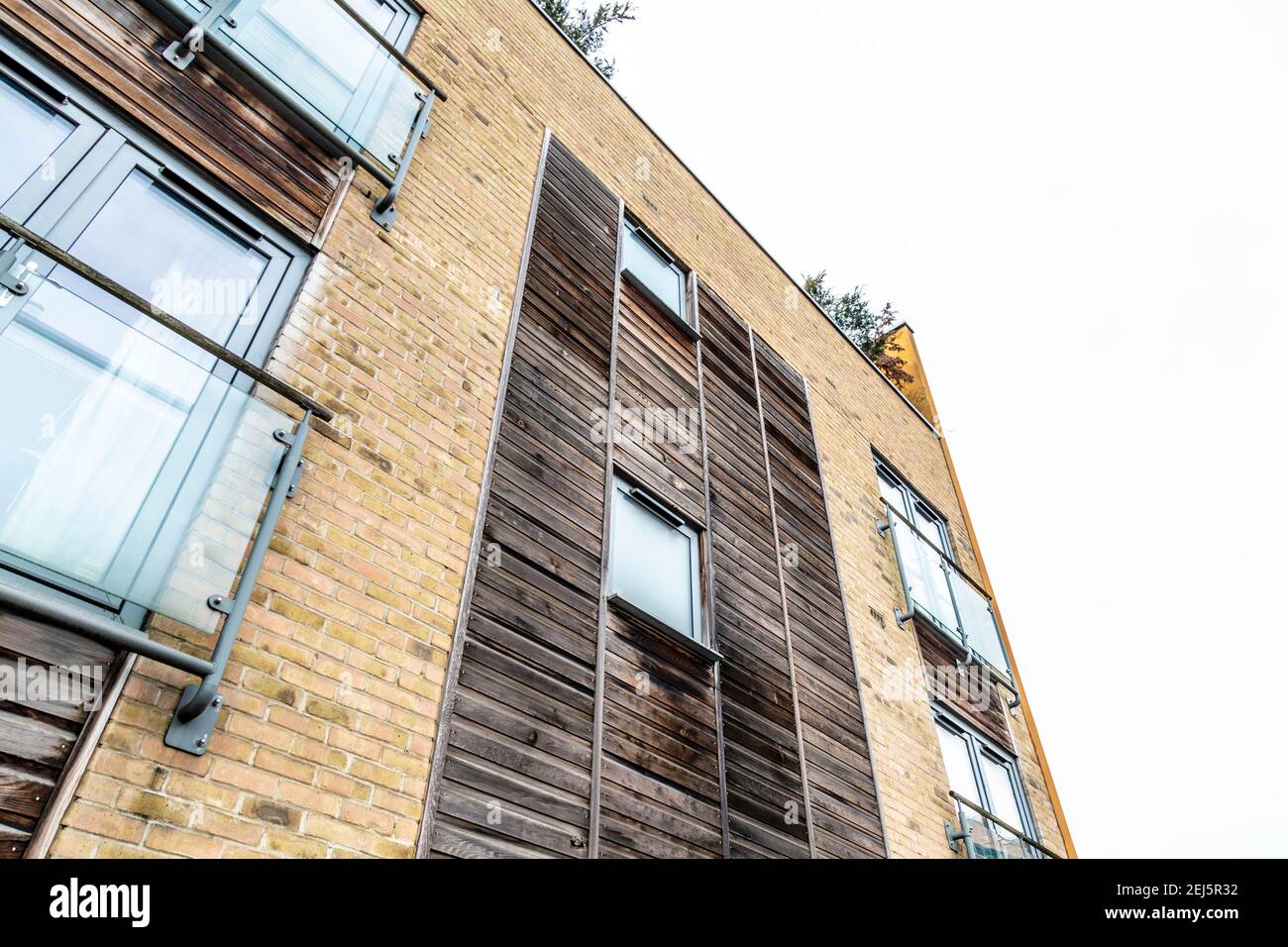 Brick cladding hi-res stock photography and images - Alamy