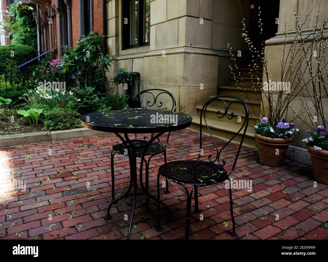 Back Bay Boston residential brick patio Stock Photo - Alamy
