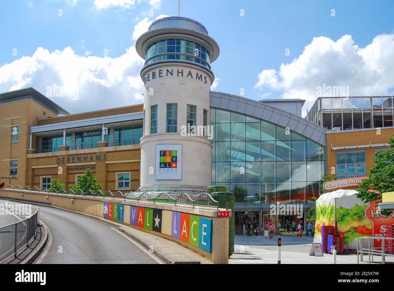 Festival Place Shopping Centre, Basingstoke, Hampshire, England, United ...