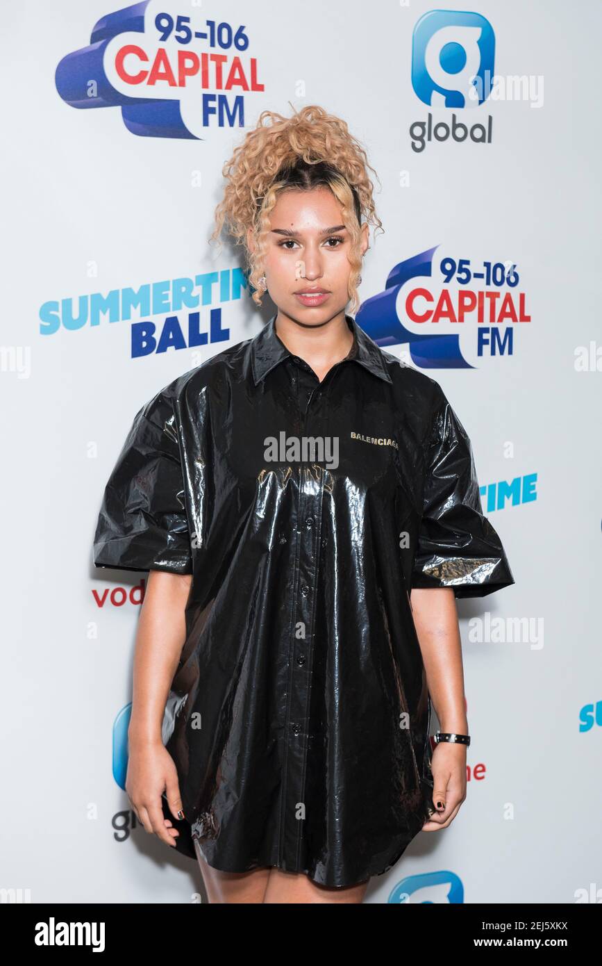 Raye on the red carpet of the media run at Capital's Summertime Ball ...