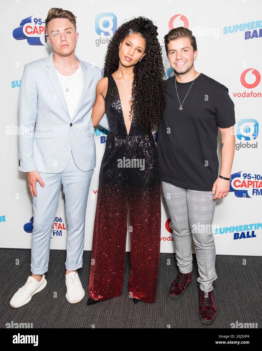 Vick hope roman kemp hi-res stock photography and images - Alamy