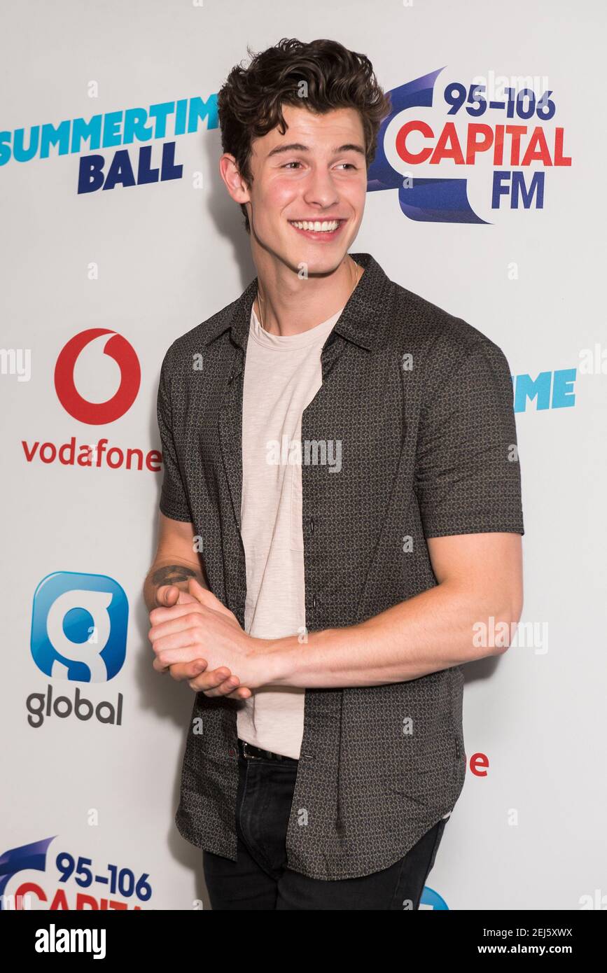 Sean Mendes on the red carpet of the media run at Capital's Summertime ...