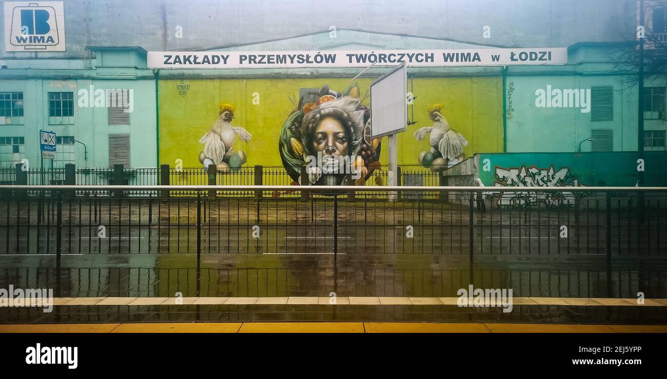 Lodz mural hi-res stock photography and images - Alamy
