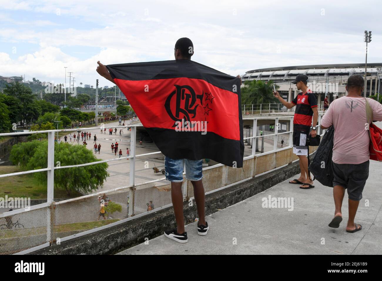 Maracana rio crowd hi-res stock photography and images - Alamy