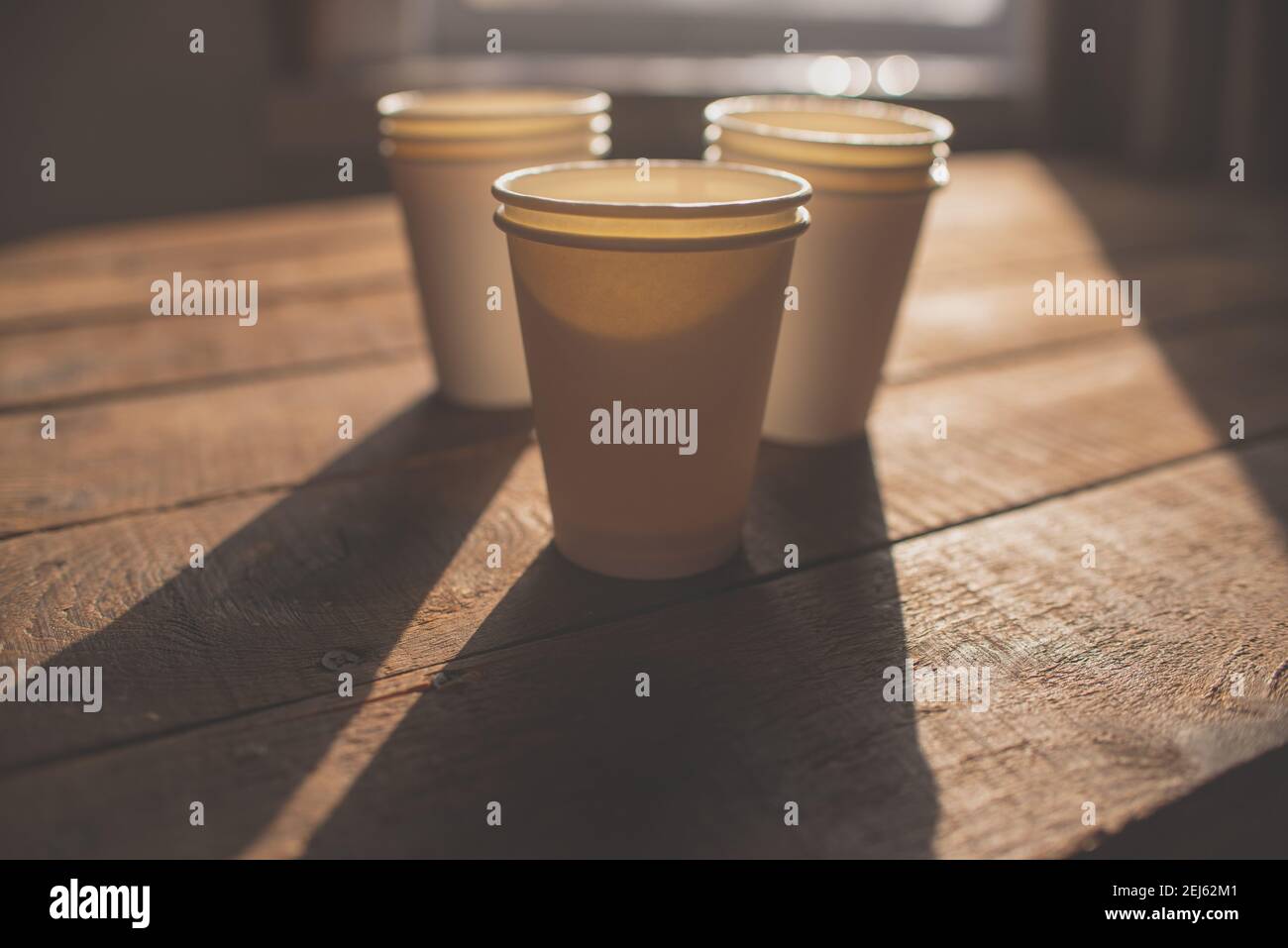 Cardboard cups hi-res stock photography and images - Alamy