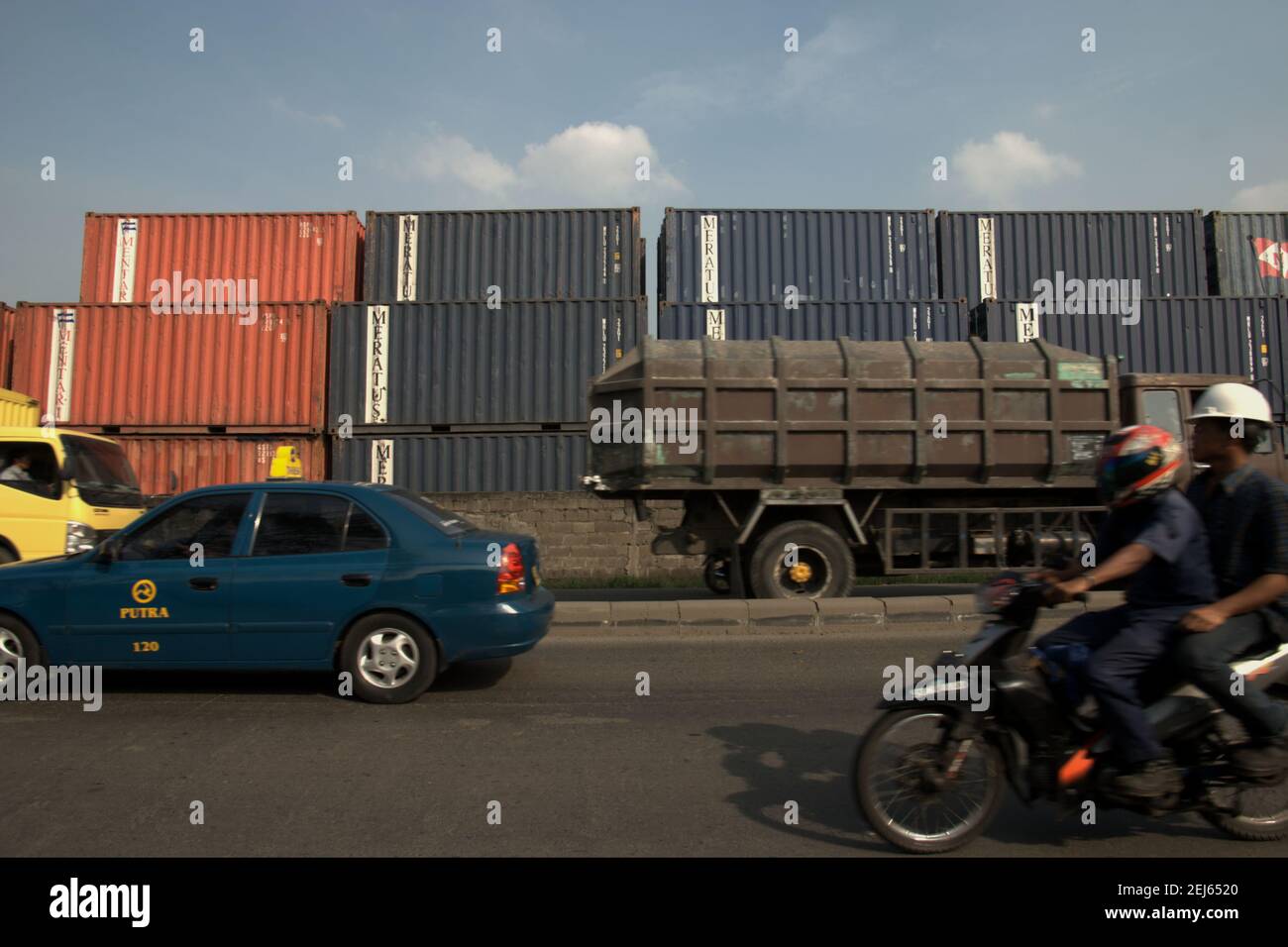 Jakarta port expansion hi-res stock photography and images - Alamy