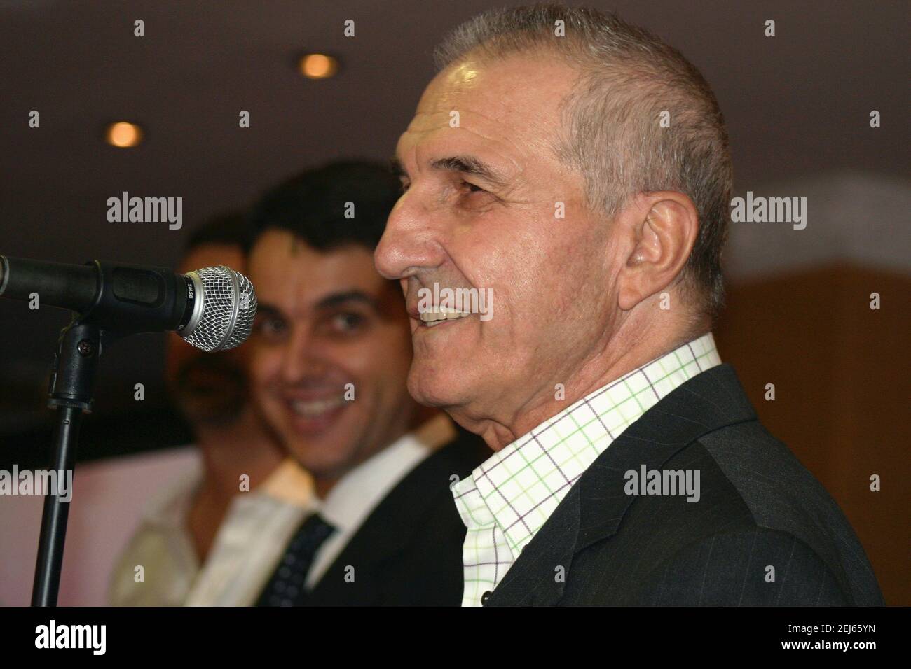 The Romanian actor Gheorghe Dinică Stock Photo - Alamy