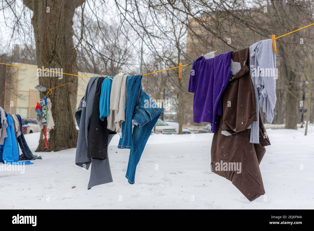 Welfare line hi-res stock photography and images - Alamy