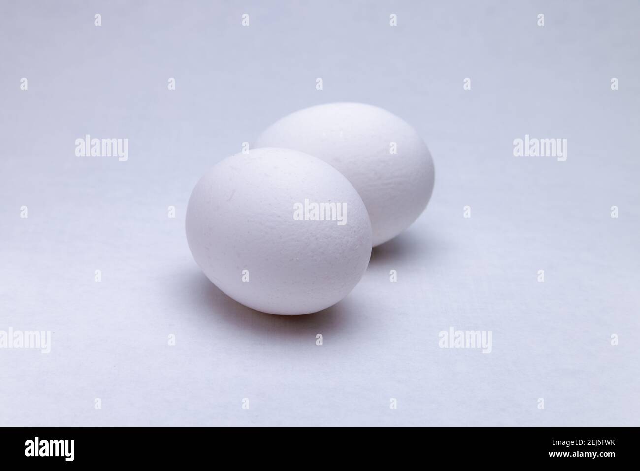 White shell eggs Stock Photo - Alamy