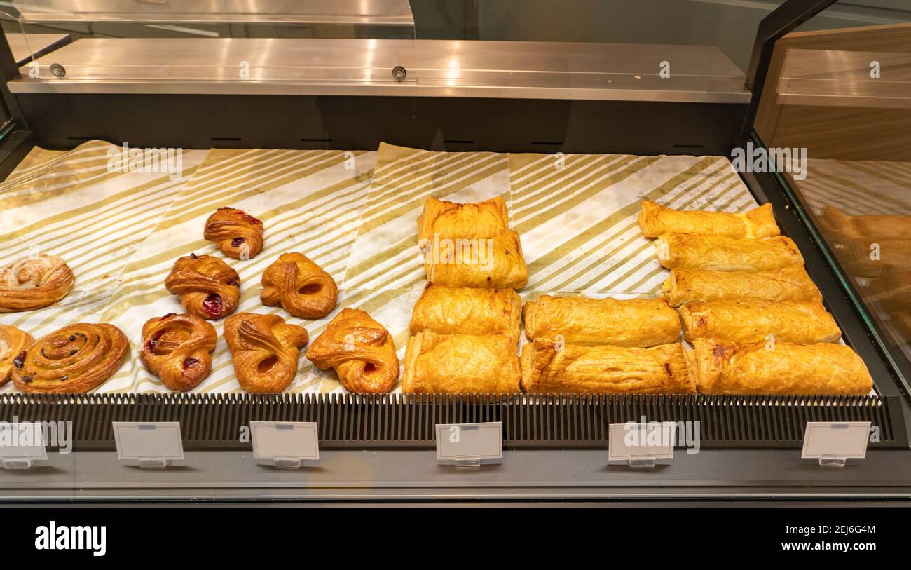 Bakery goods display case hi-res stock photography and images - Alamy