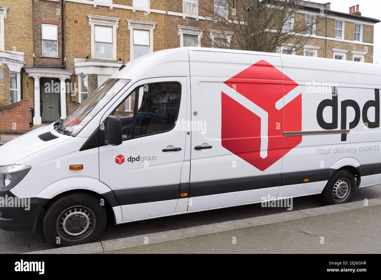 Dpd delivery van hi-res stock photography and images - Alamy