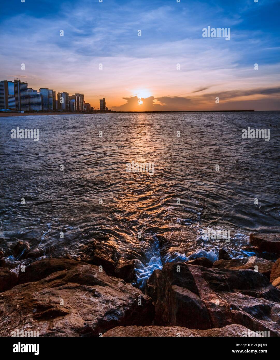 Warm tropical water hi-res stock photography and images - Alamy