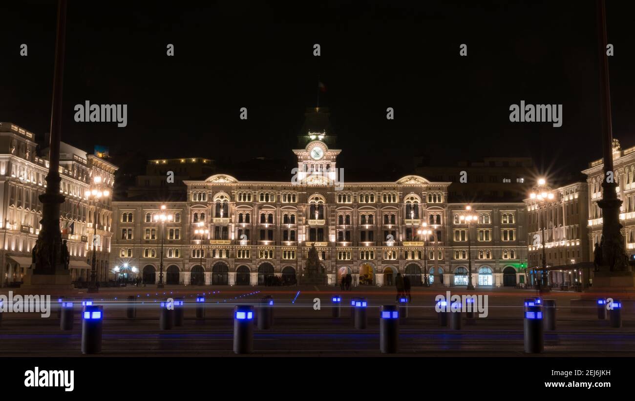 Trieste lit hi-res stock photography and images - Alamy