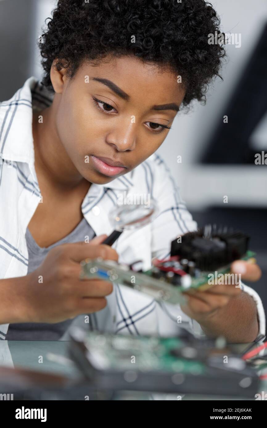 Hardware through glass hi-res stock photography and images - Alamy