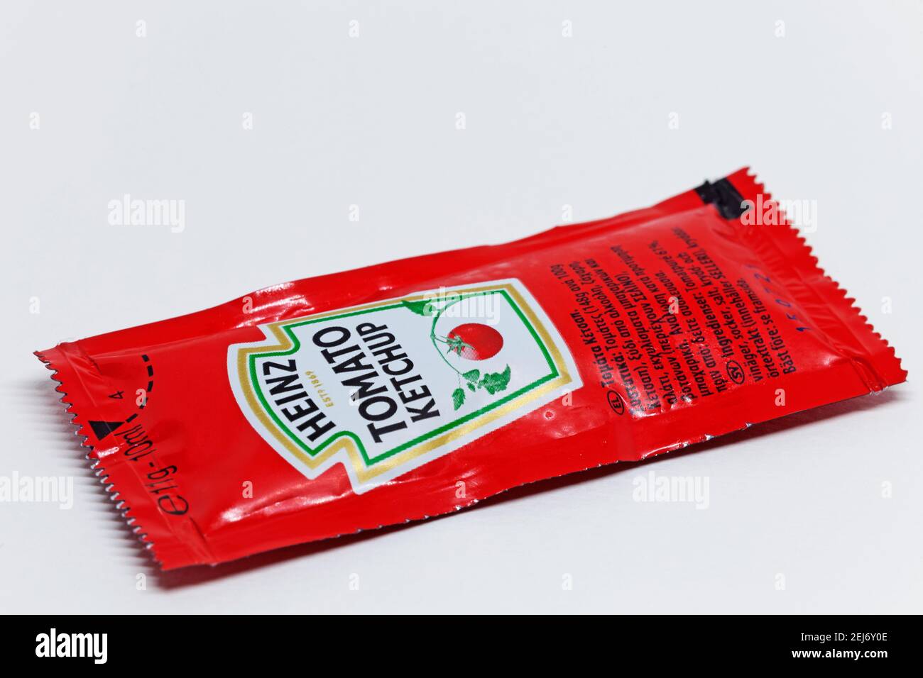 Ketchup sachet package hi-res stock photography and images - Alamy