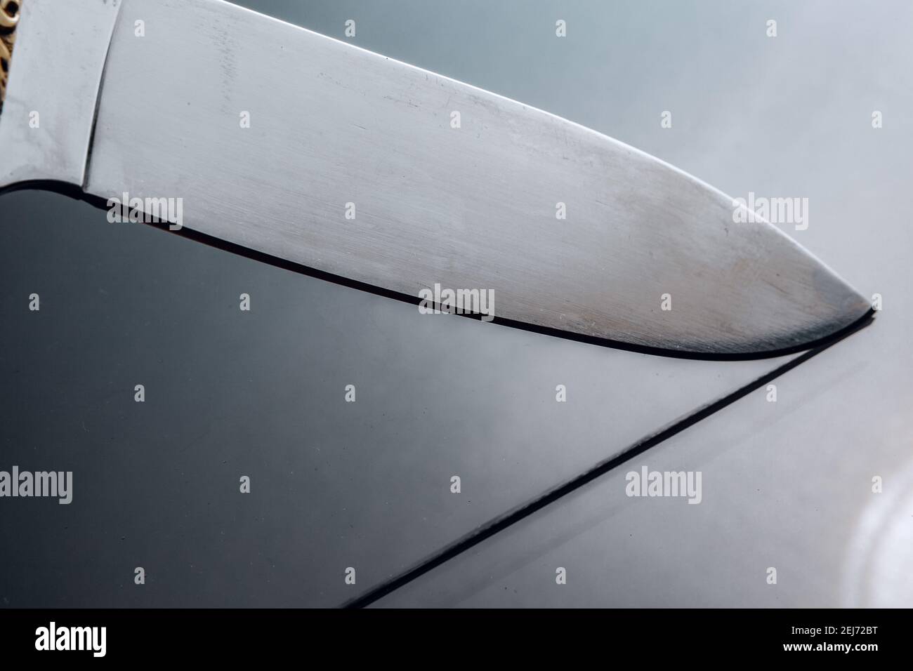 Hunting knife on black background with reflection Stock Photo - Alamy