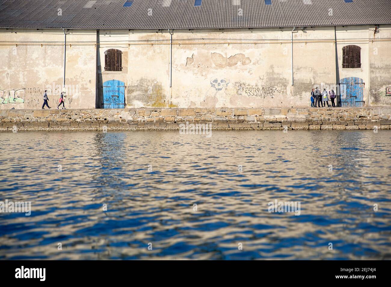 Salt warehouse hi-res stock photography and images - Alamy
