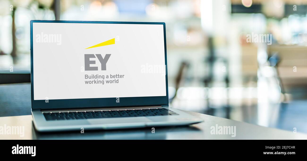 Ernst and young logo hi-res stock photography and images - Alamy